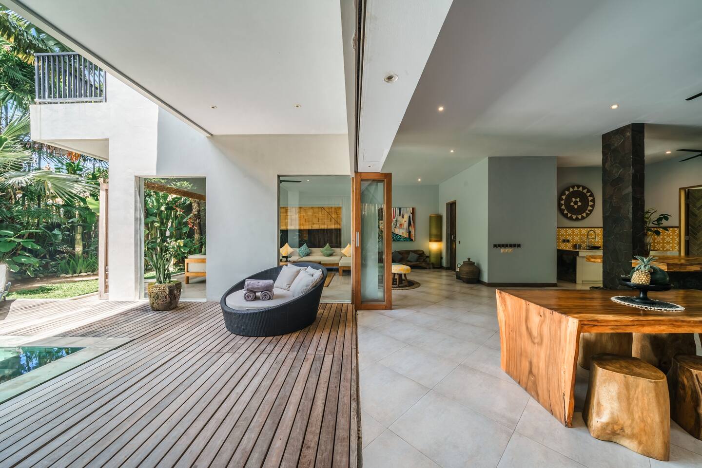 Spacious Living Room and Open kitchen in Villa Puri Aman